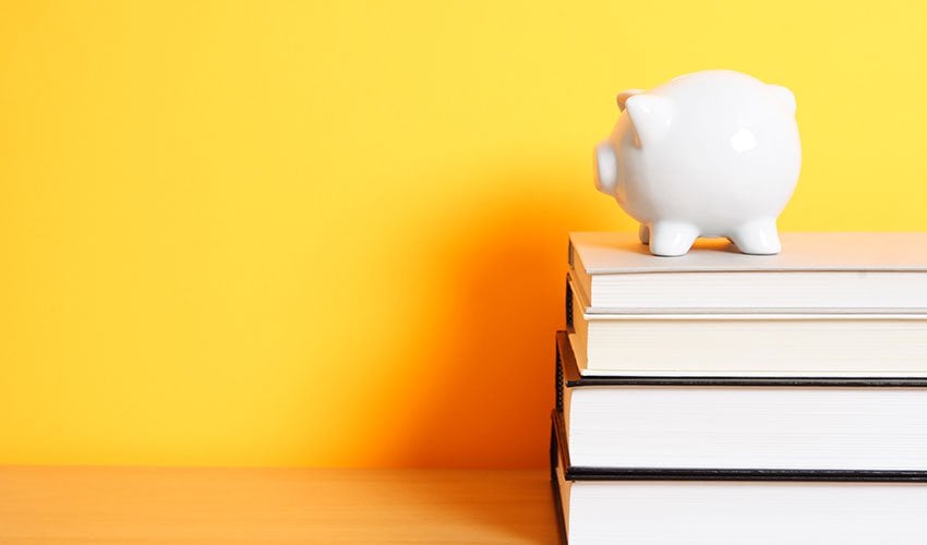 Most Employers Offer Pay Incentives, Shift Focus to Short-Term